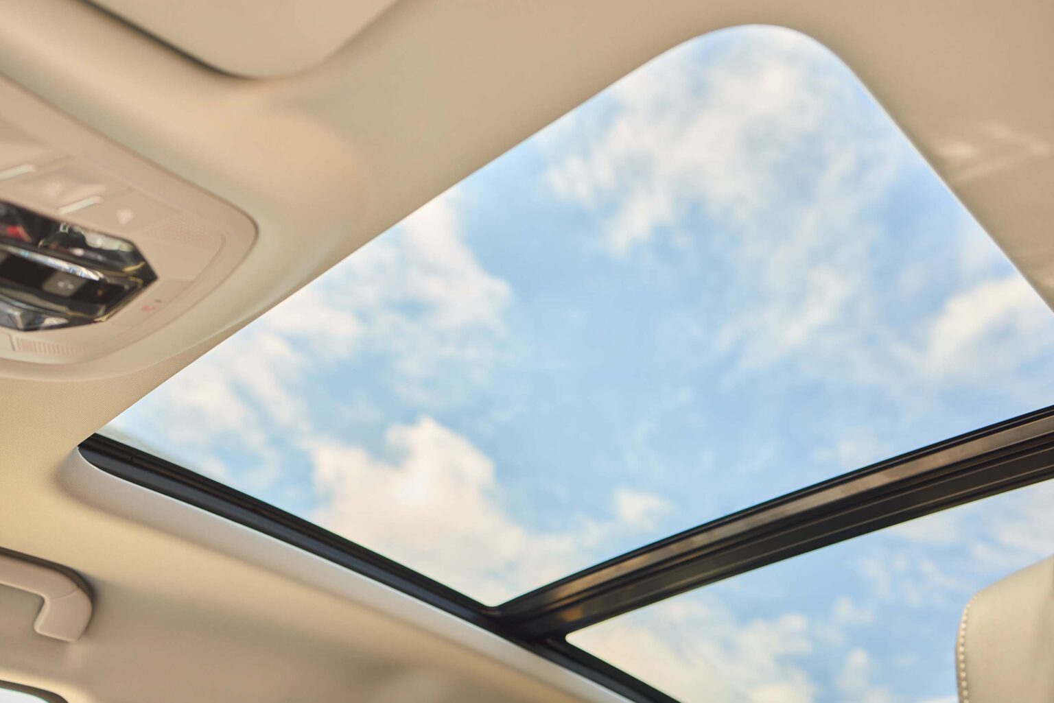 Panoramsko steklo cena - Carglass® Slovenija